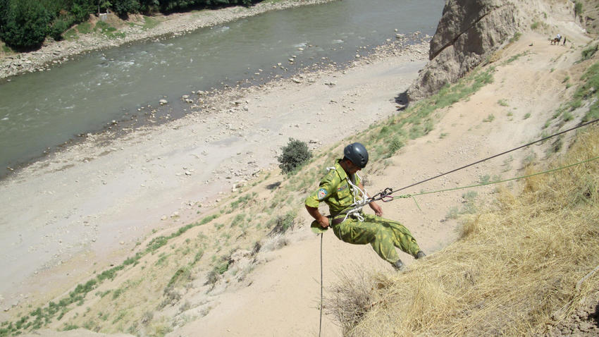 OSCE trains Tajikistan border troops on patrol leadership | OSCE ...